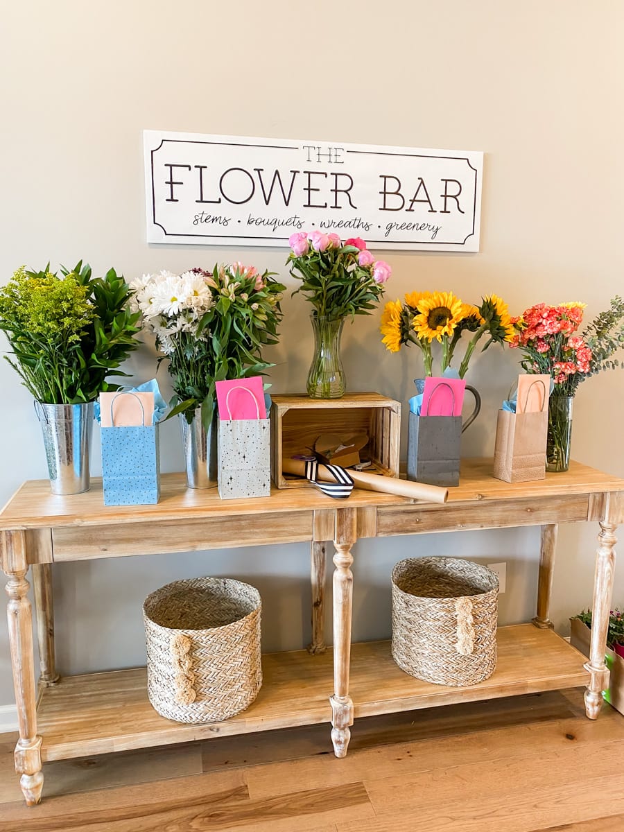 A Guide to Hosting a Flower Bar at Home for Mother's Day - Elva M ...